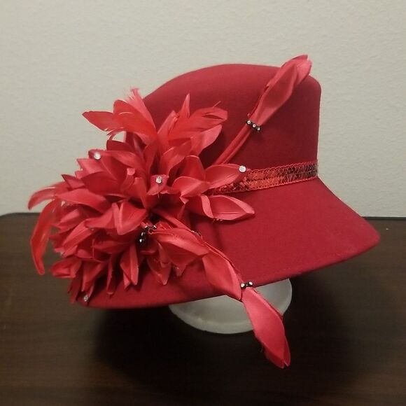 Essence Hats | Accessories | Vintage Wool Felt Asymmetrical Brim Hat ...